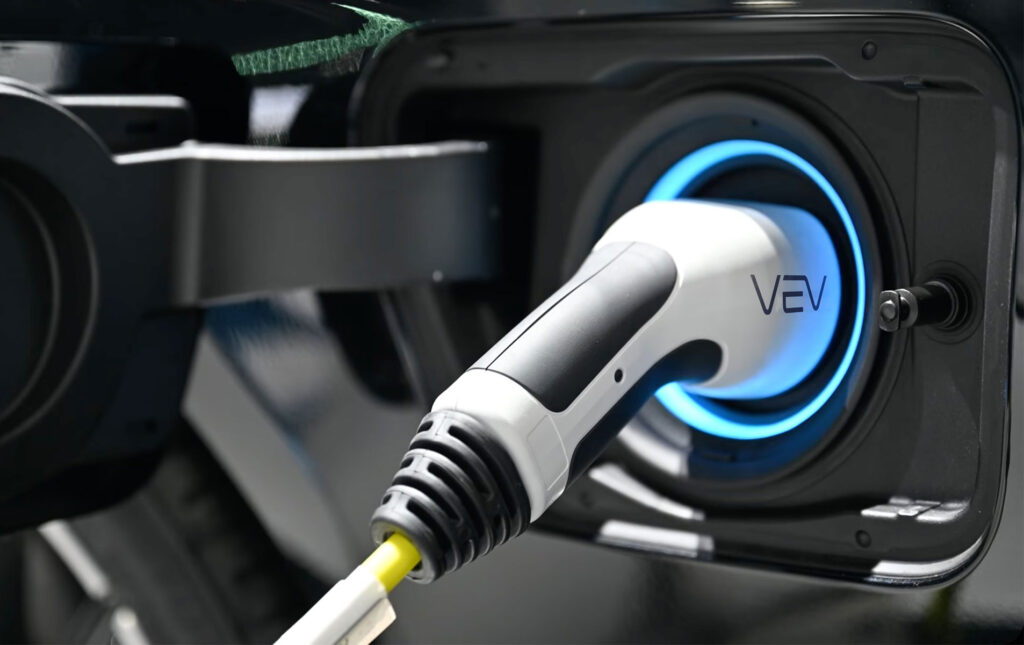 Vitol launches UK based e-fleet company VEV - Vitol.com